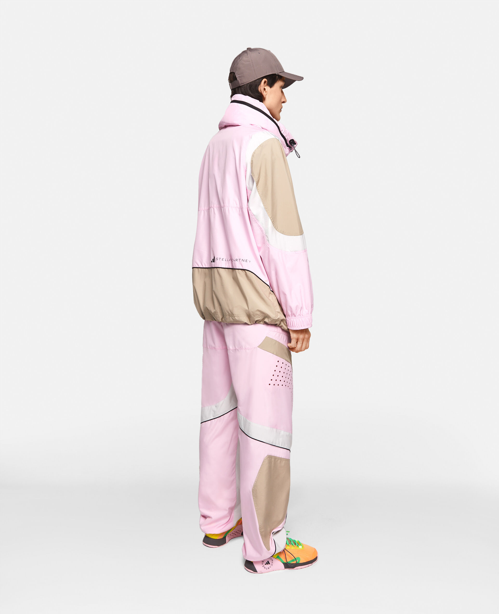 Women True Pink/Trace Khaki/Chalk Pearl TrueCasuals Woven Tracktop ...